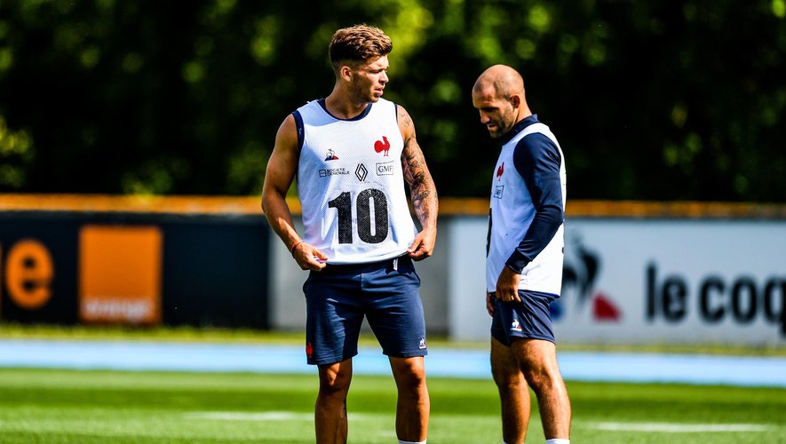 Matthieu Jalibert absent de l'entraînement du XV de France : Explications ! - Minute Sports